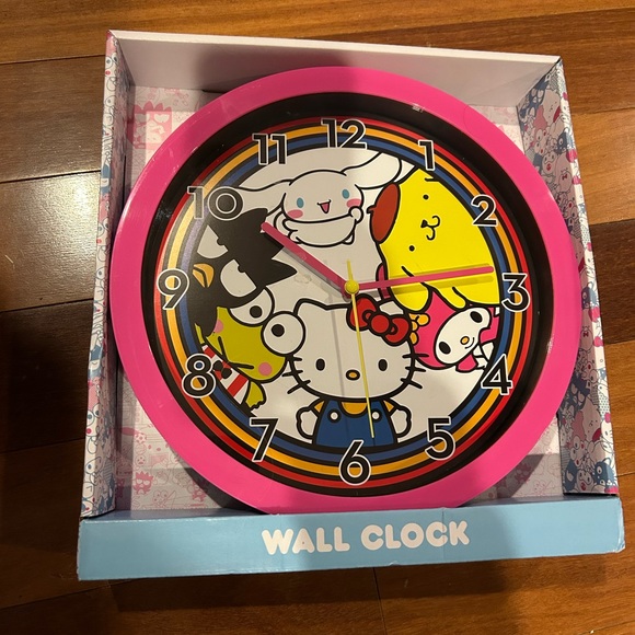 Hello Kitty | Wall Decor | Hello Kitty And Friends By Sanrio Analog ...